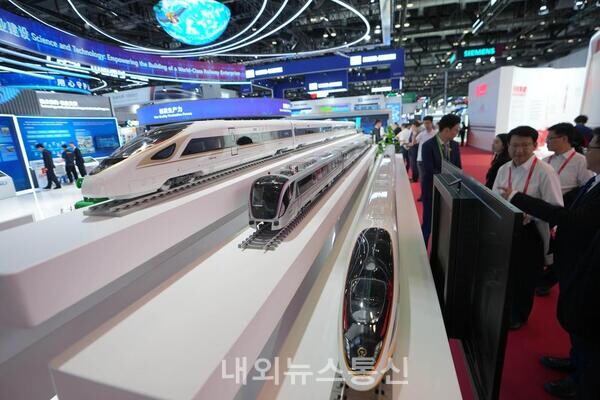 [사진] '제17회 중국 국제현대화철도기술장비전시회' 개막